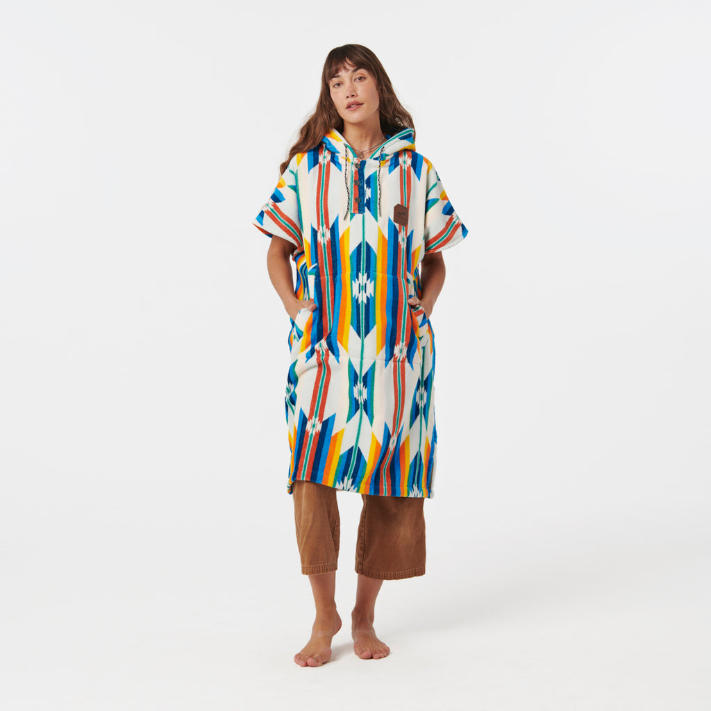 Poncho Towel | The #1 Surf Changing Ponchos on the Market – Slowtide